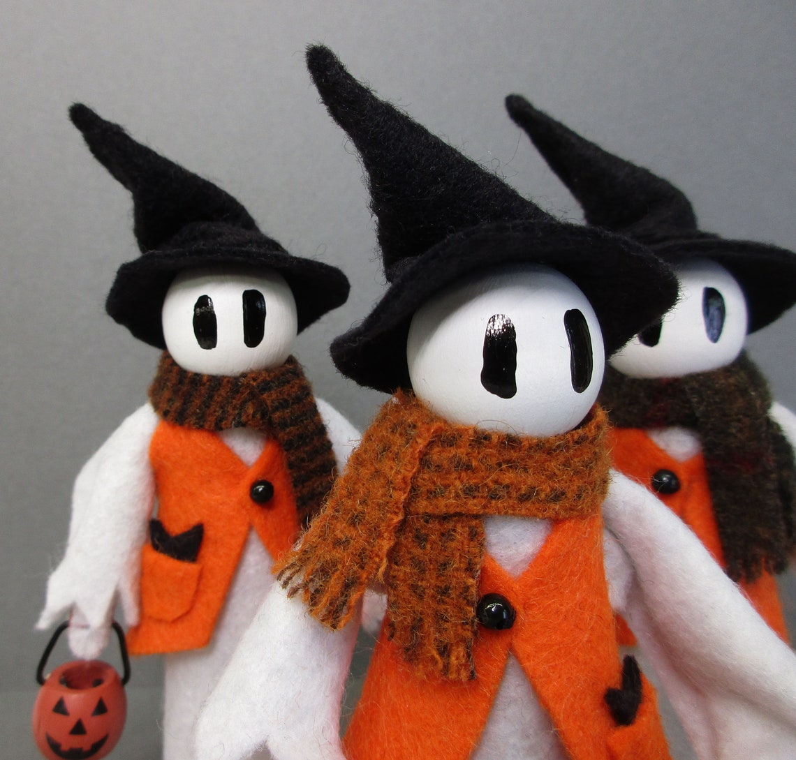 Halloween Ghost Clothespin Ornament, Trick or Treat Ghost, Peg Doll ...