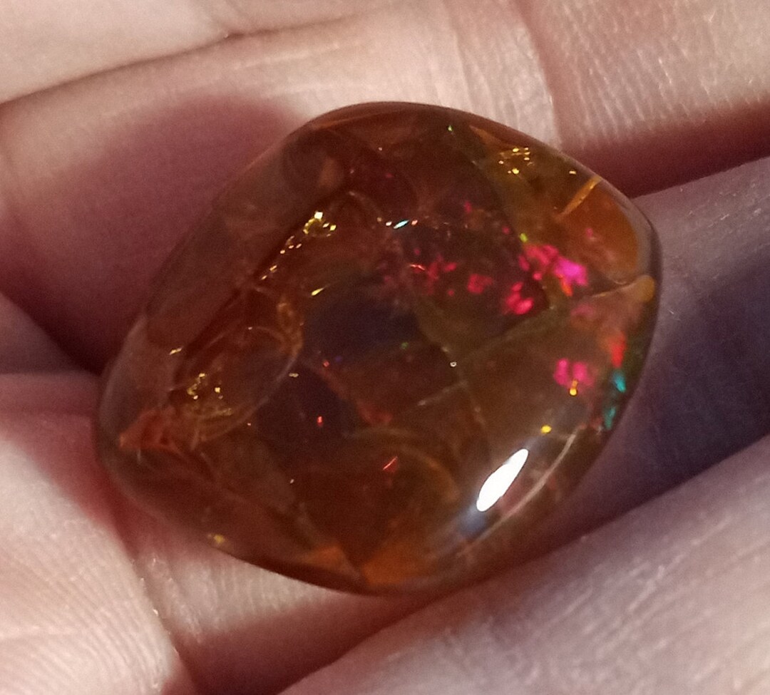 23.5ct Dark Honey Contraluz Ethiopian Welo Rainbow Flash Fire Crystal ...