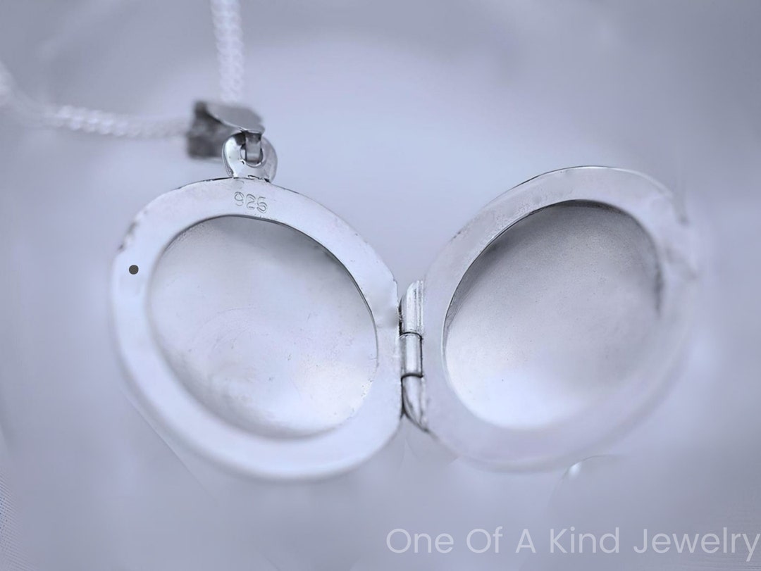 STERLING SILVER Large Locket Heirloom Locket Round Locket Necklace ...