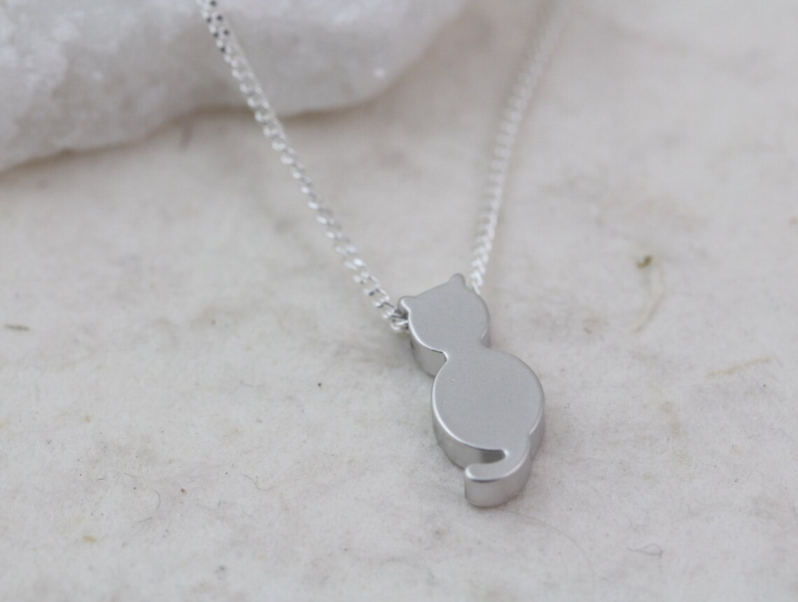 CAT necklace on sterling silver chain Personalized cat | Etsy