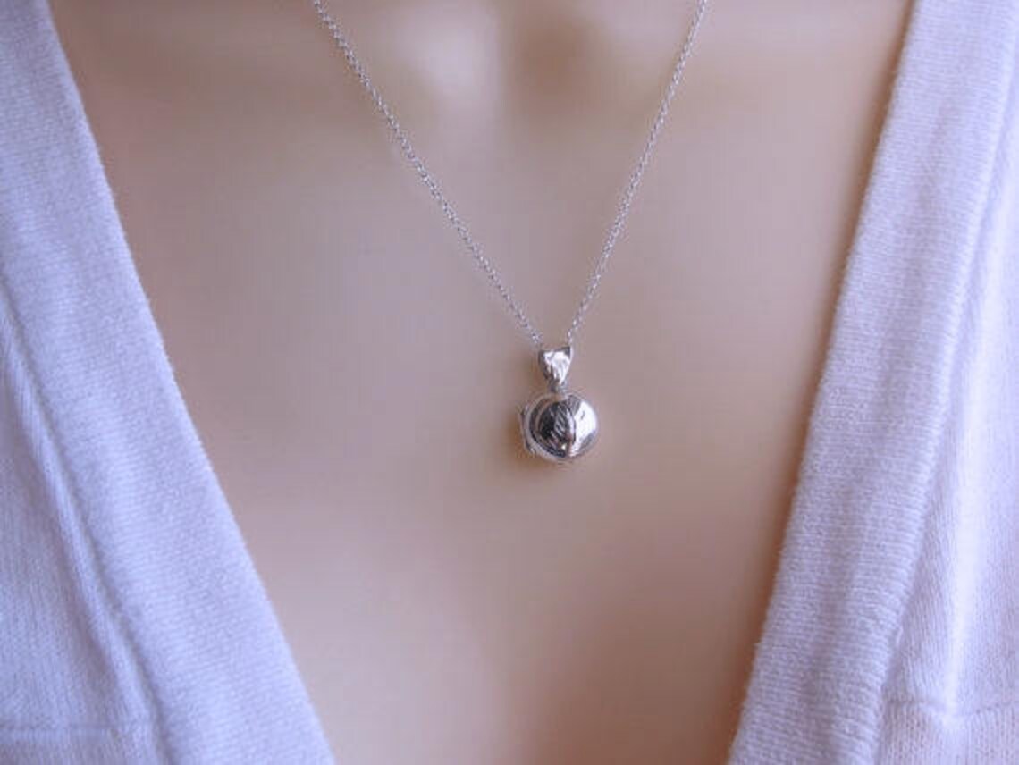 Small Locket Solid Sterling Silver round Locket Necklace | Etsy
