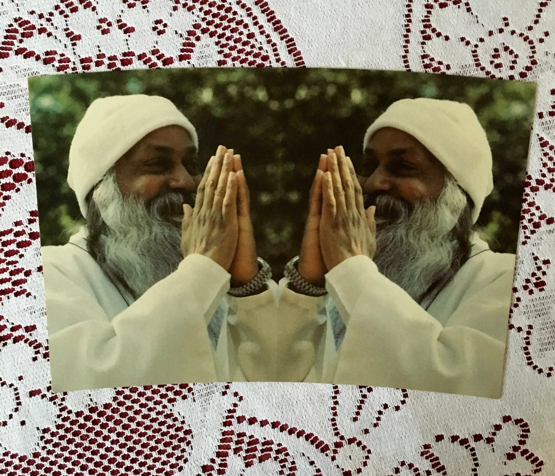 Bhagwan Shree Rajneesh Photo, 1980s, Oregon History, Rancho Rajneesh ...