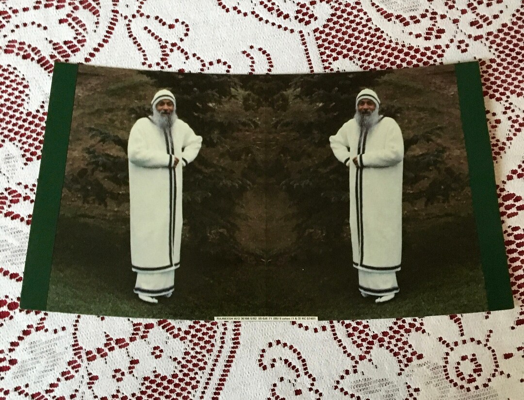 Bhagwan Shree Rajneesh Photo, 1980s, Oregon History, Rancho Rajneesh ...