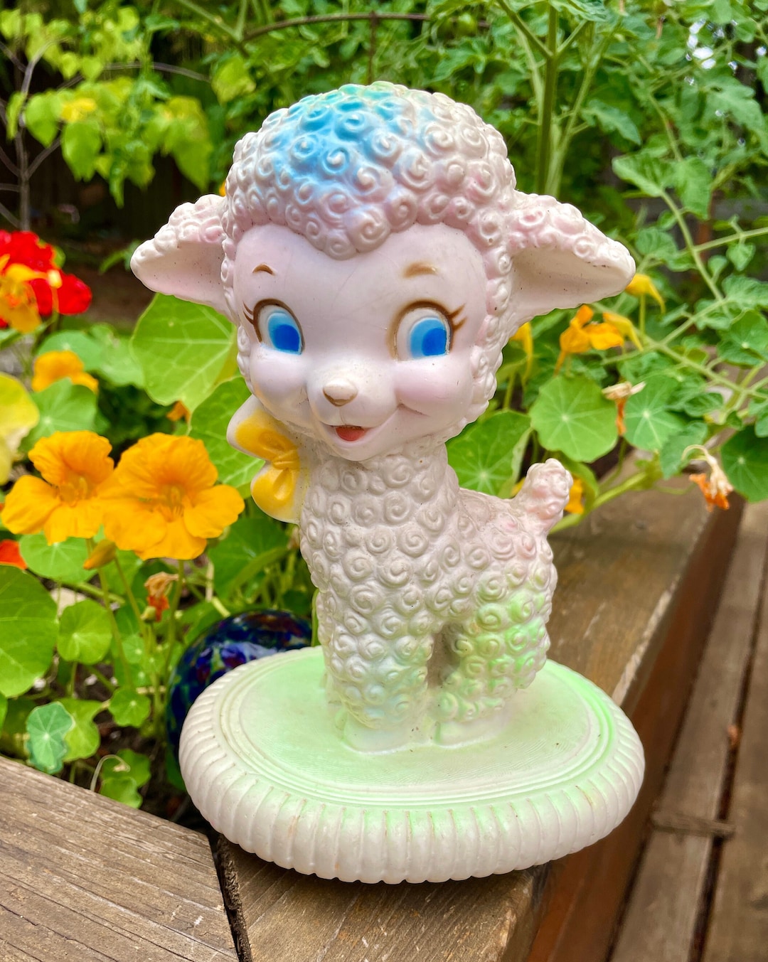 EASTER DECOR! Vintage Lamb Lamp, Plastic Night Light, Underwriters ...