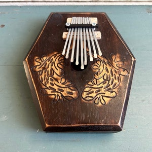 Handmade Wood African Kalimba Thumb Piano Hexagon Carved Lizard Design ...