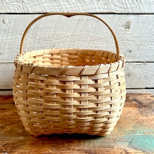 Split Wood Handmade Basket - Farmhouse Market Basket - Bent Wood Handle ...
