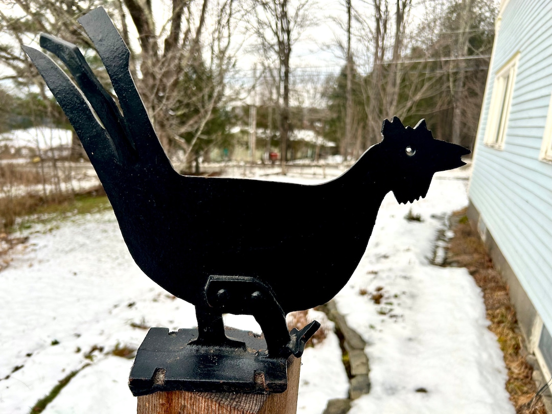 Farmhouse Black Cast Iron Rooster Blacksmith Created Chicken Sculpture ...