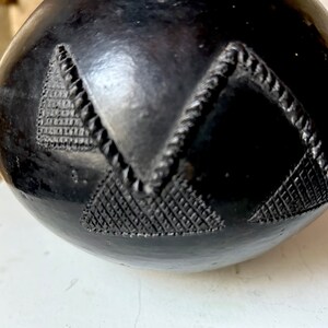 Zulu Beer Pot Ceramic Black Ware Pot Raised Design Tribal Handmade ...