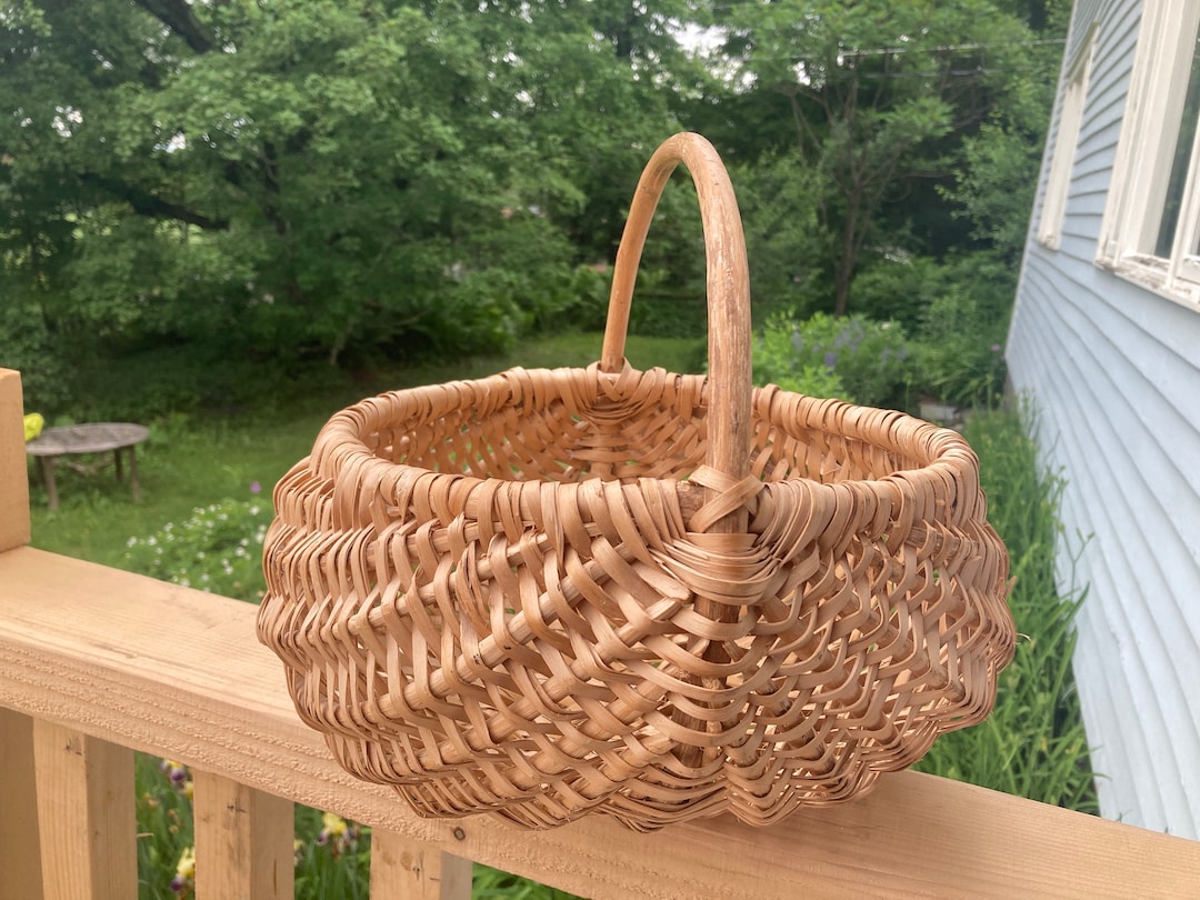 Split Wood Egg Basket Farmhouse Rustic Primitive Handmade - Round ...