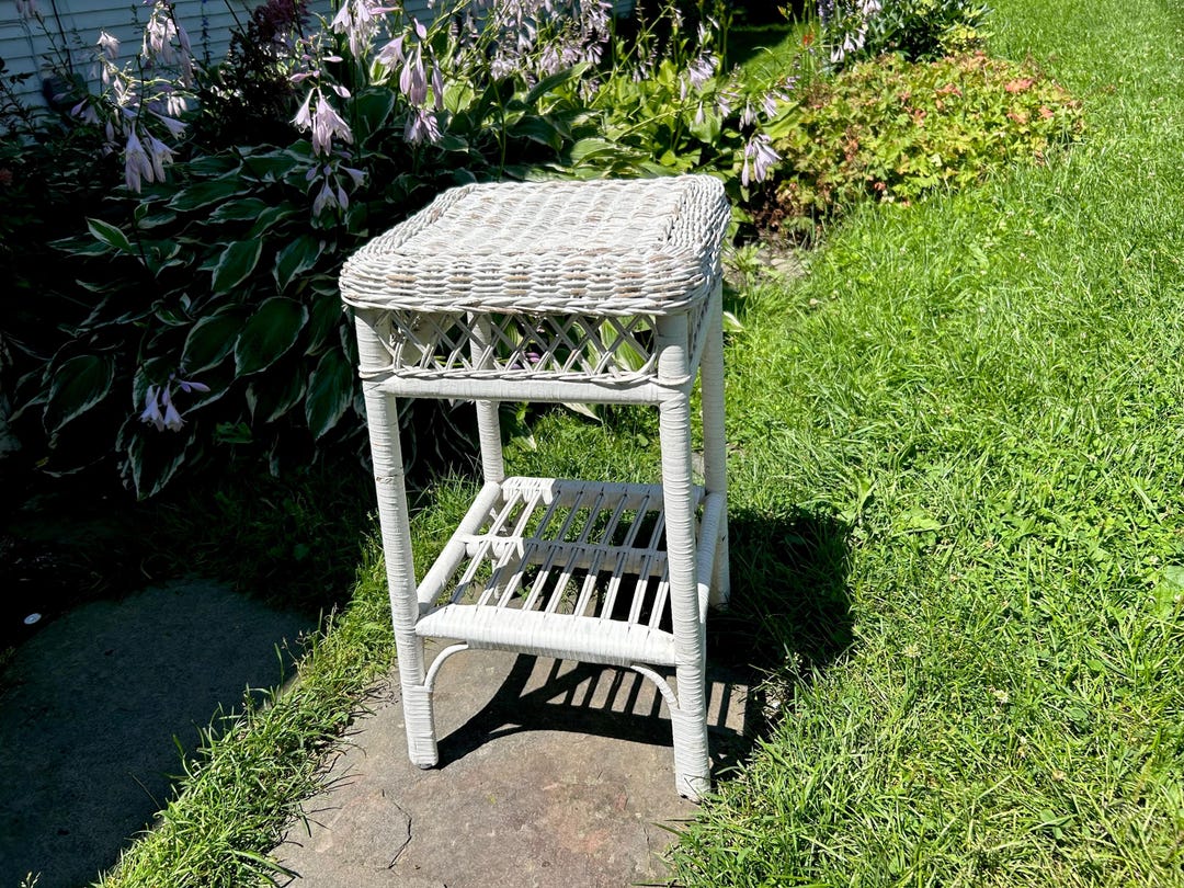 White Wicker Stool Farmhouse Country Decor Garden Furniture - Etsy