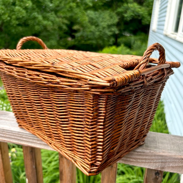 Wicker Basket With Lid - Etsy