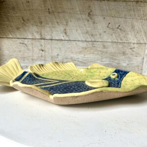 Huma Huma Stoneware Art Fish Platter Carved Fish Glazed Design Hand ...