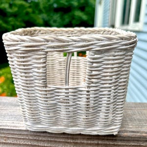 3 White Square Small Baskets Farmhouse Storage Rustic Primitive ...