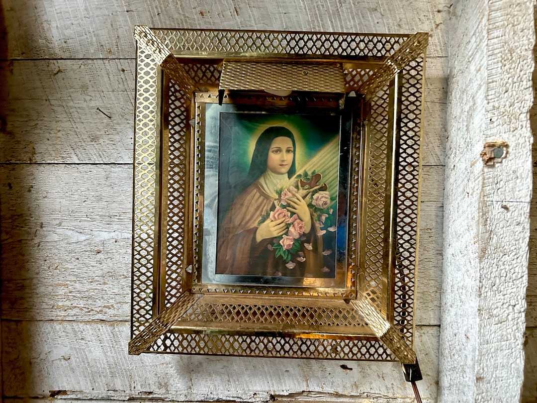 Virgin Mary Gold Filigree Lighted Frame Mid Century Religious Art Wall ...