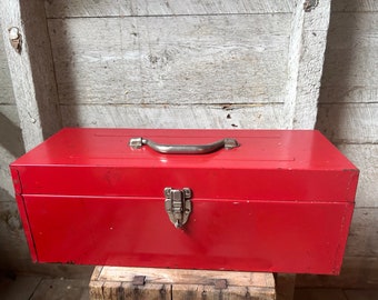 Tool Box Metal Red Distressed Rusty Large Craftsman Tool Box Storage ...