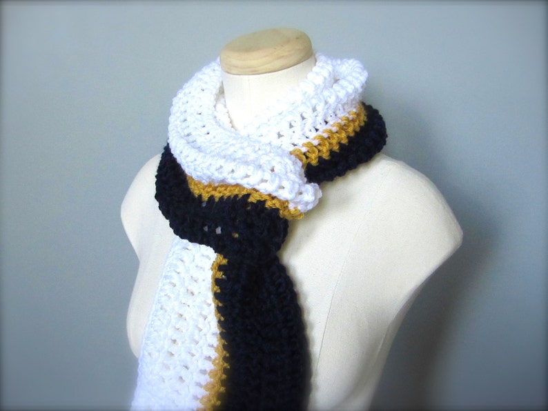 Crochet Buffalo Sabres, St Louis Blues, Michigan, Team Colors Infinity ...