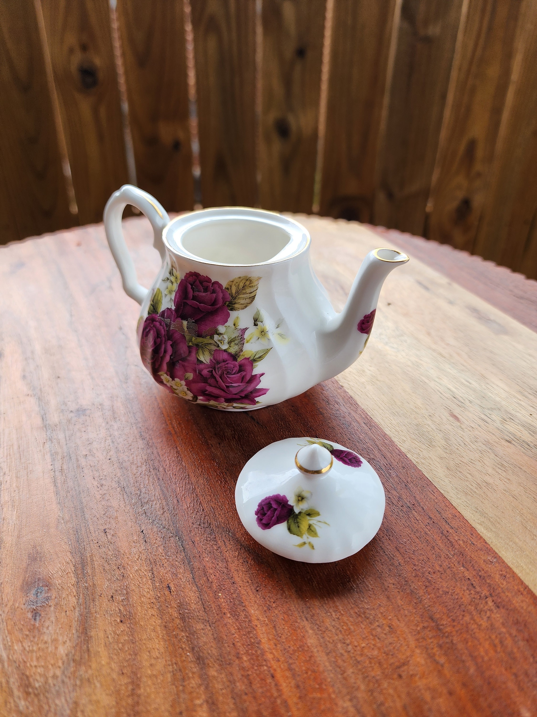 Mini Teapot BONE CHINA ENGLAND Gold Trim - Etsy