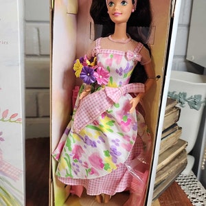 Avon Exclusive Spring Petals Barbie Vintage 1996 Mattel - Etsy