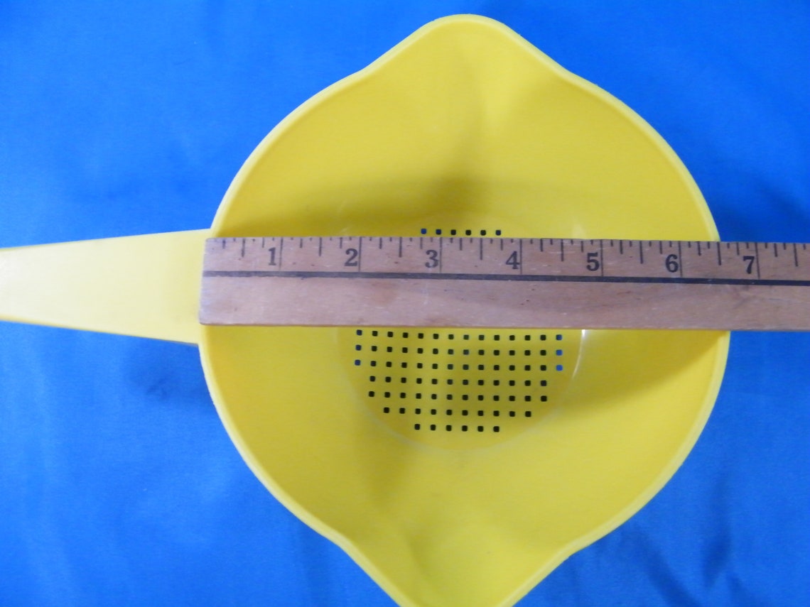 Tupperware Yellow Strainer Small 1 Quart 1200 see | Etsy