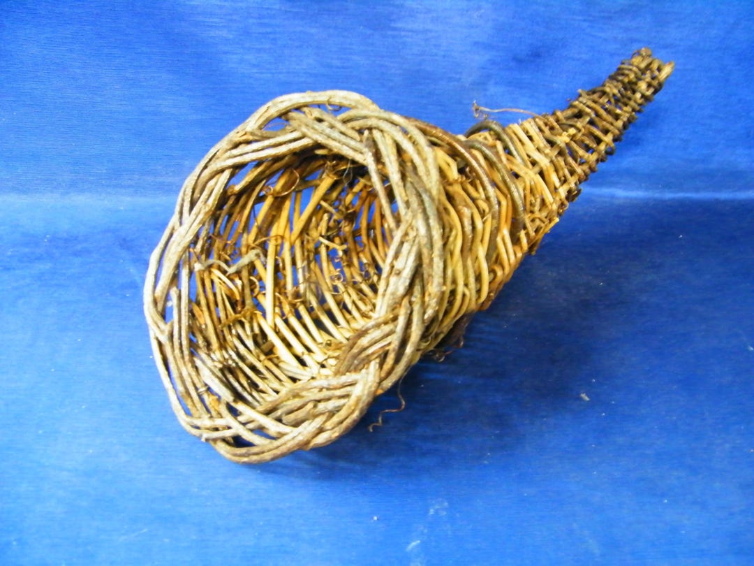 Small Cornucopia, Grape Vines , Opening 4 Wide & 4 1/2 High , Length 13 ...