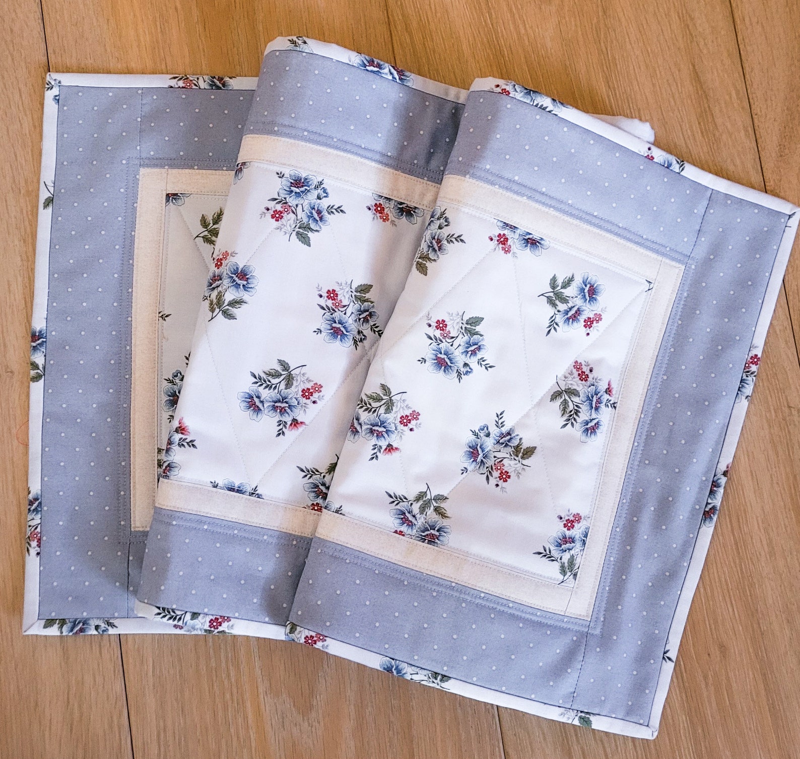 Quilted Floral Table Runner, Blue Flowers, Green Leaves, Summer Table Runner, 15 X 42 - Etsy