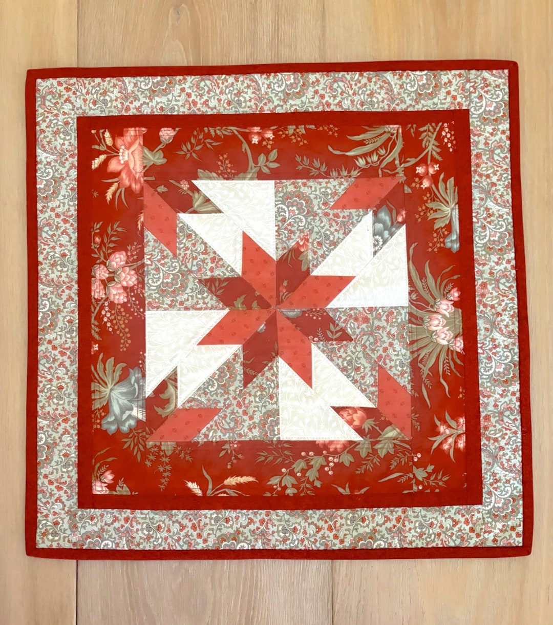 Florals Quilted Topper, Table Mat, Decorative Wall Hanging, Handmade ...