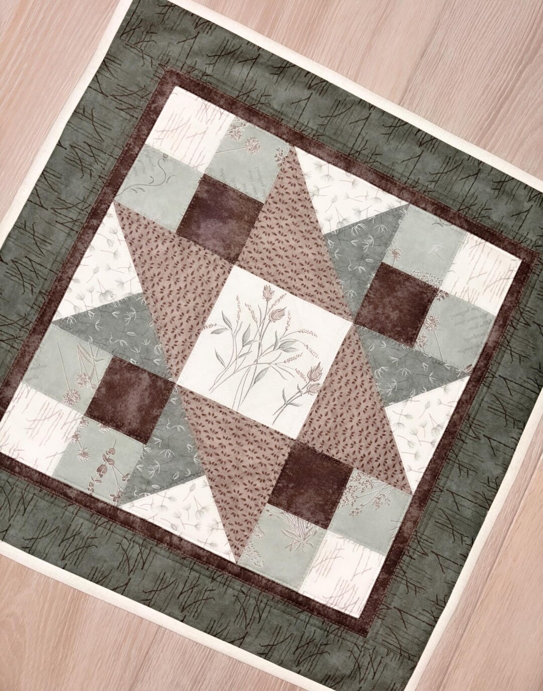 Handmade Quilted Table Topper: Prairie Star Candle Mat (19" X 19") - Etsy