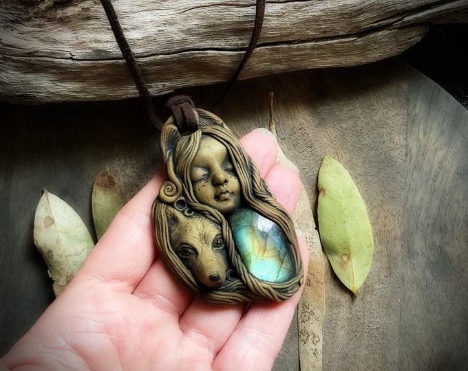 La Loba, Wolf Woman Necklace With Labradorite Gemstone. Handcrafted ...