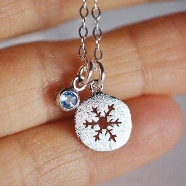 Snowflake Necklace - Etsy Canada
