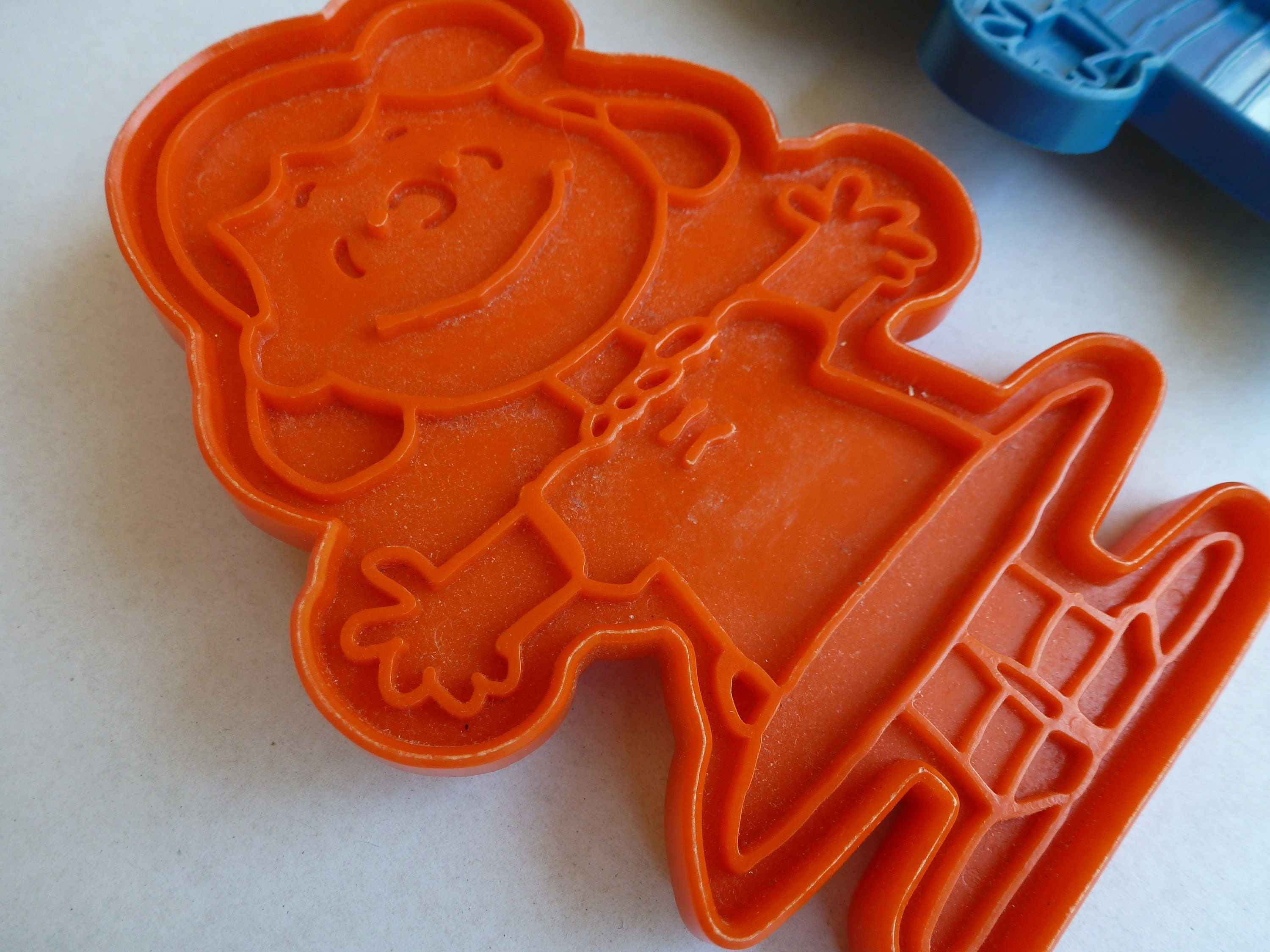 SALE! Retro Collectible Peanuts Comic Cookie Cutter Set of Two Lucy ...