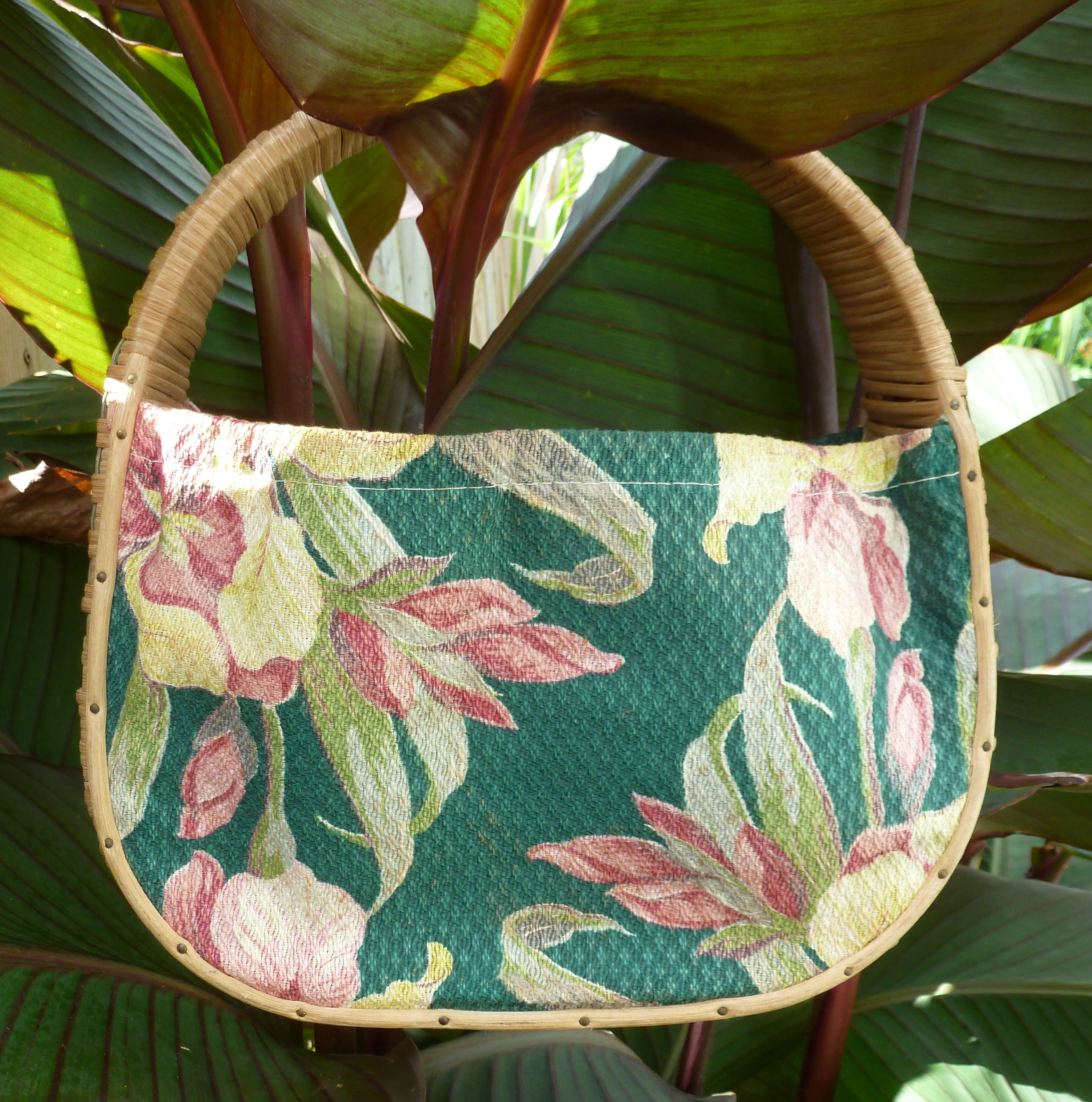 Vintage Floral Barkcloth and Dyed Rattan Handbag Sewing Basket ...