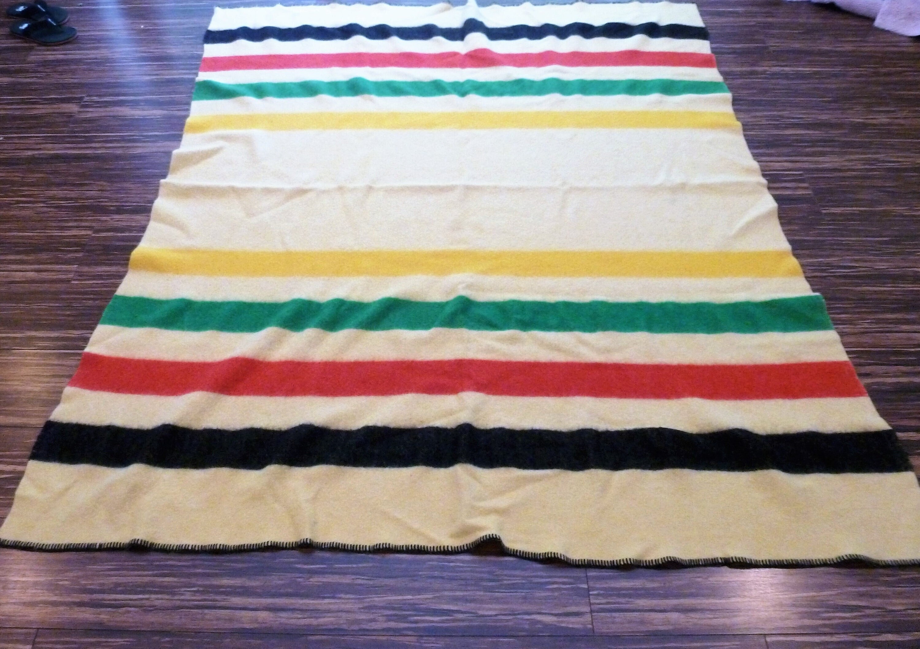 SALE Rare Vintage Hudson Bay Style Wool Blanket Yellow With Four Colors ...