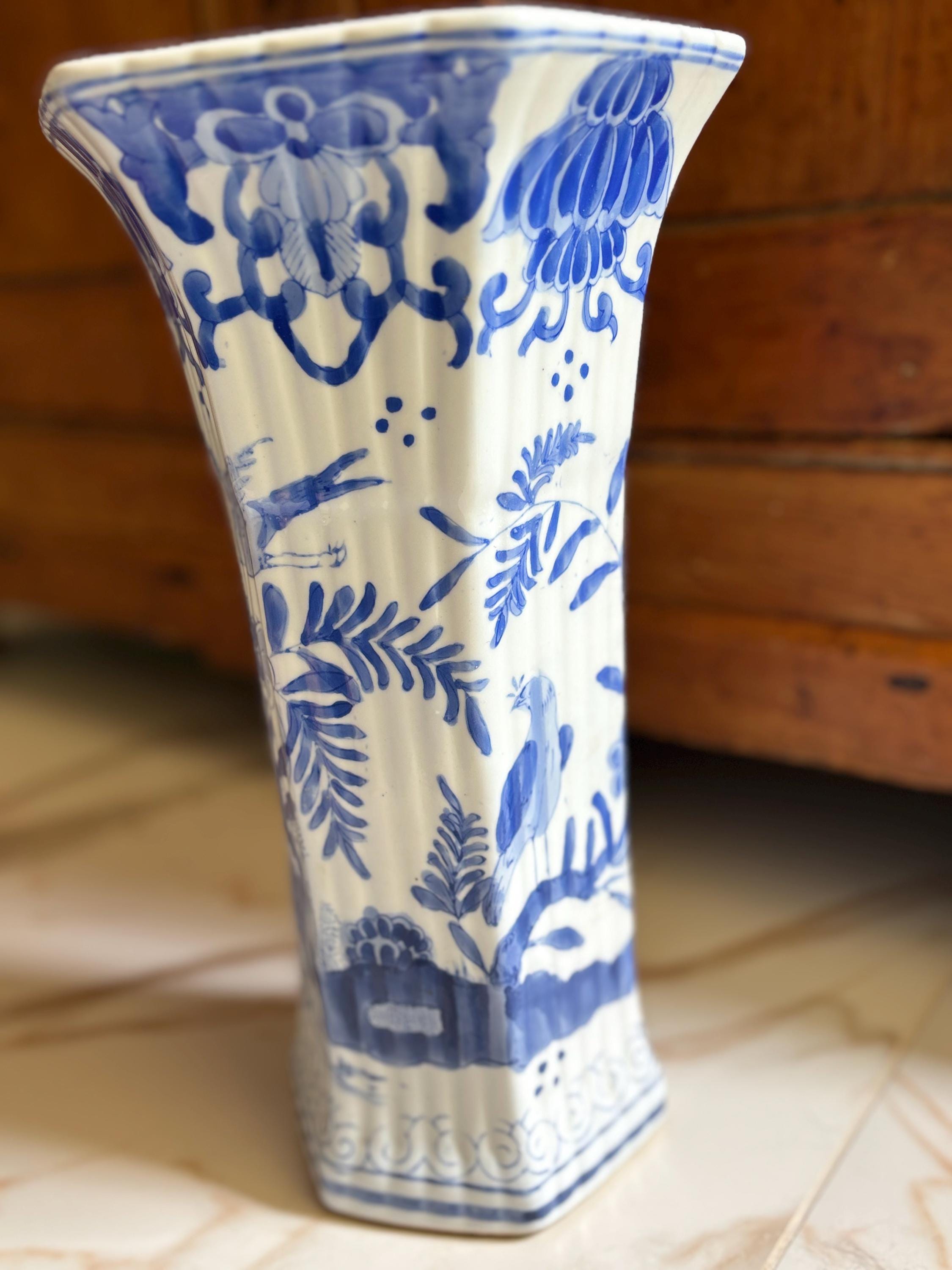Vintage Bombay Company Large 15" Vase Hexagon Flowers Birds Blue White ...