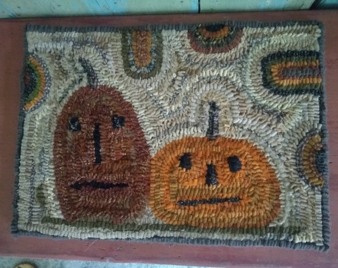 Hand Hooked Wool Rug - Etsy