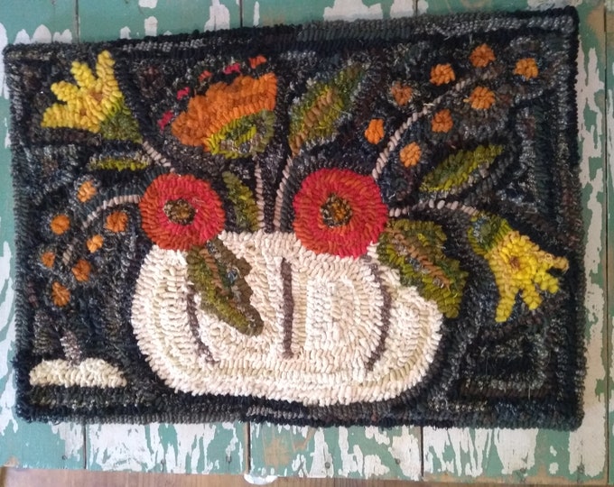 Hand Hooked Wool Rug - Etsy