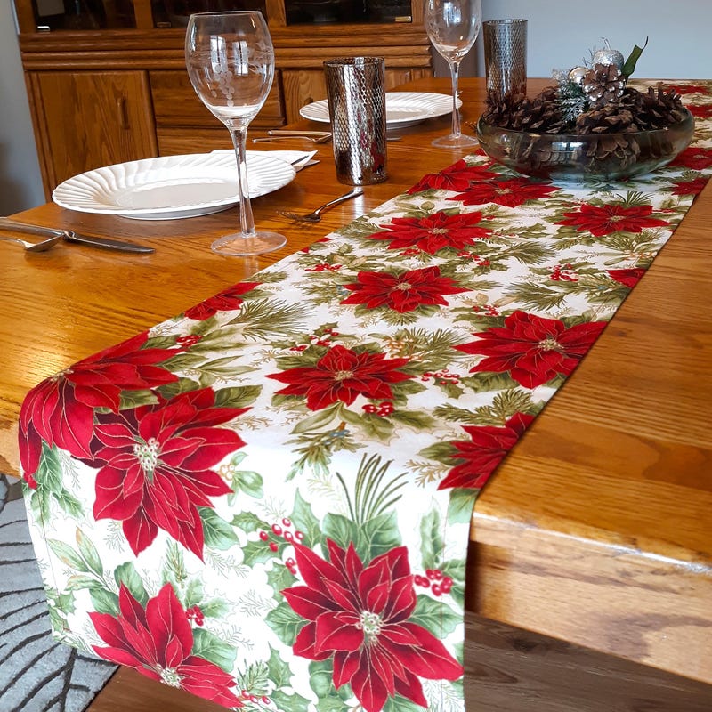 Holiday Table Runner - Etsy