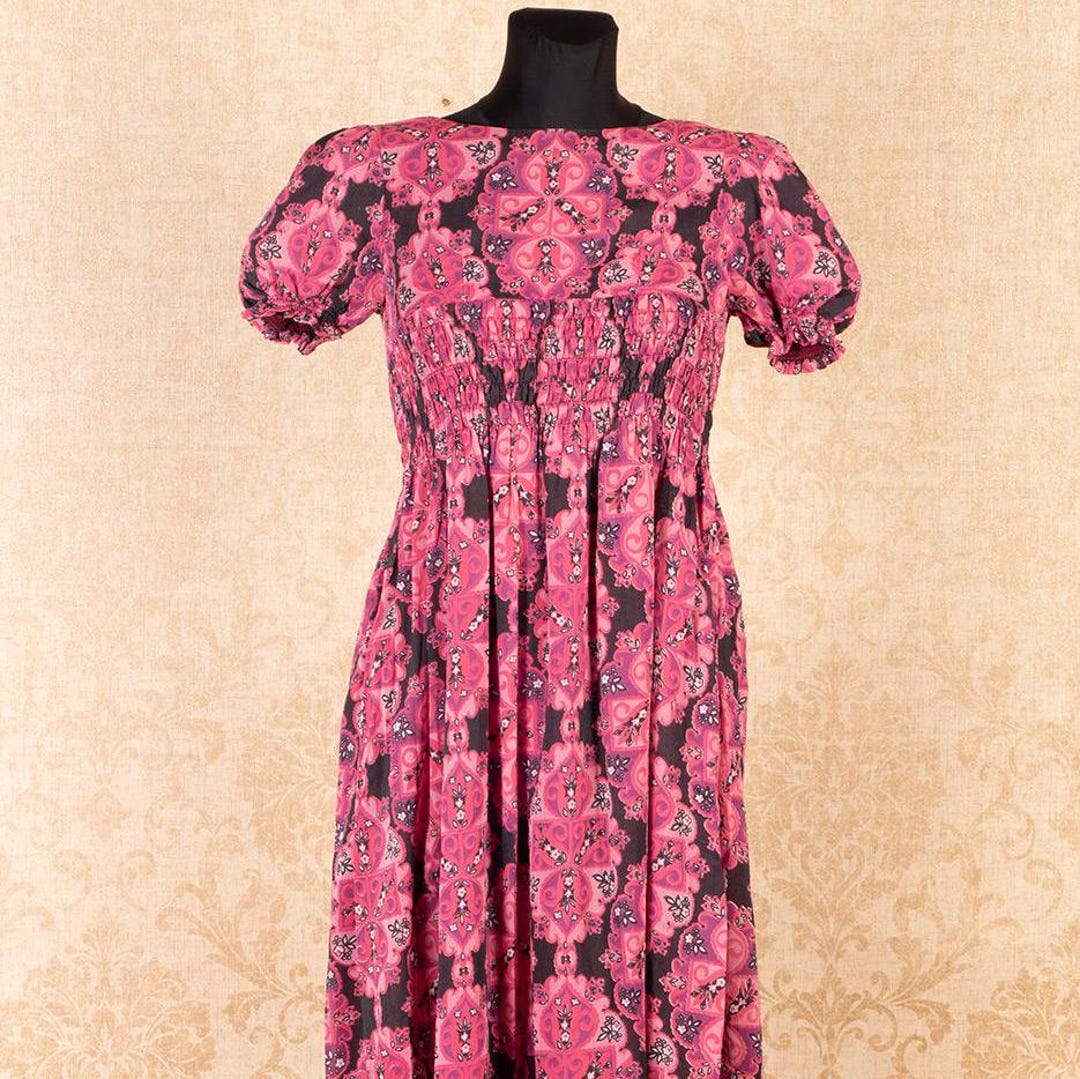 Smocked Waist 70 Maxi Dress / Short Sleeve Ornamental Arabesque Print ...
