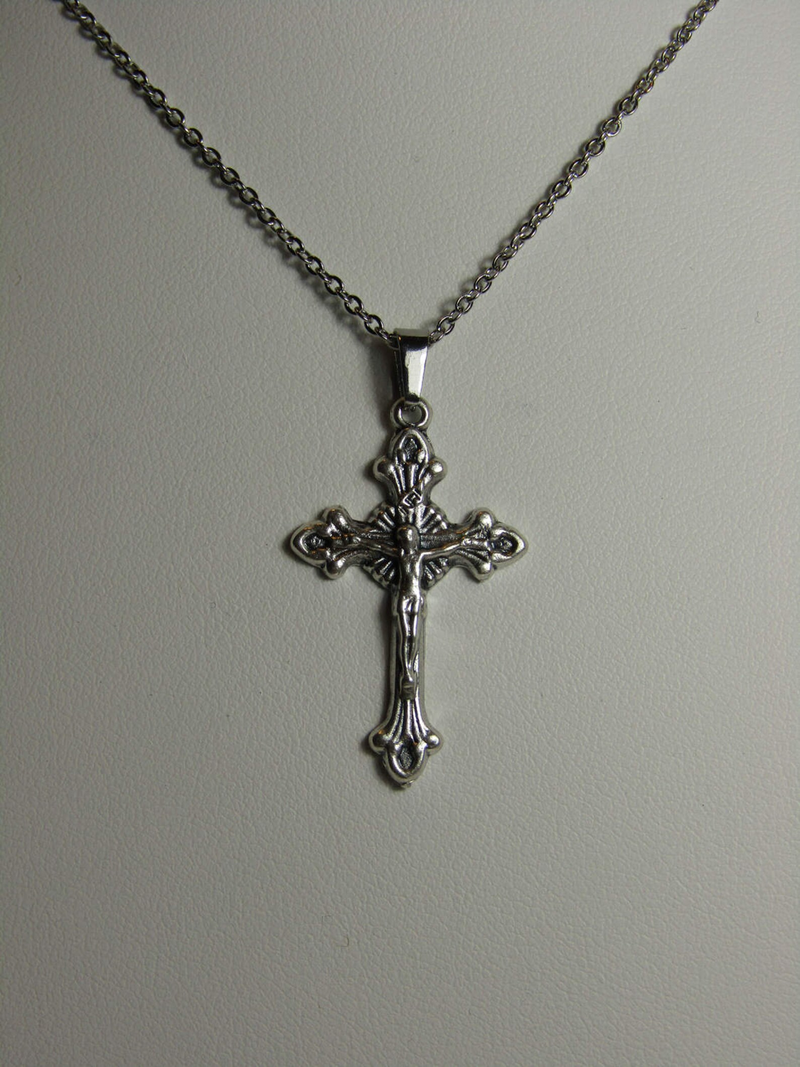 Crucifix-pendant/necklace S - Etsy