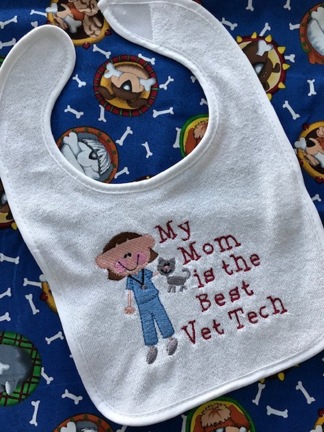 Baby Bib - My Mom is the Best Vet Tech - Veterinarian - Pets - Dogs ...