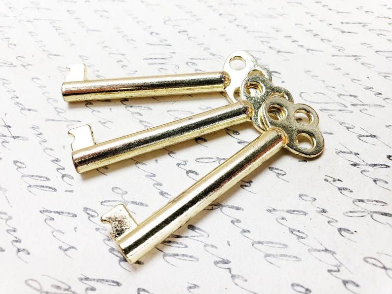 Gold Antique Key Gold Skeleton Key Gold Steampunk Destash - Etsy