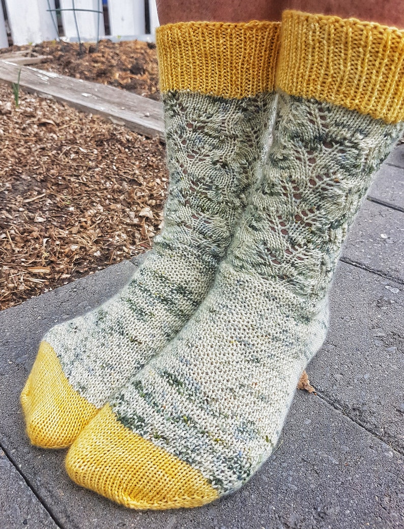 Knitting PATTERN Straw Into Gold Toe up Socks Fleegle Heel - Etsy