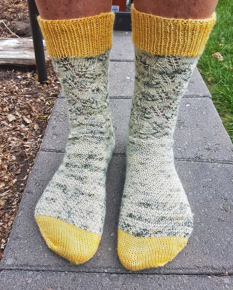 Knitting PATTERN Straw Into Gold Toe up Socks Fleegle Heel - Etsy
