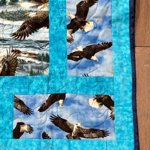 Bald Eagle Quilted Blanket, Eagles in Flight Quilt With an Eagle Border ...