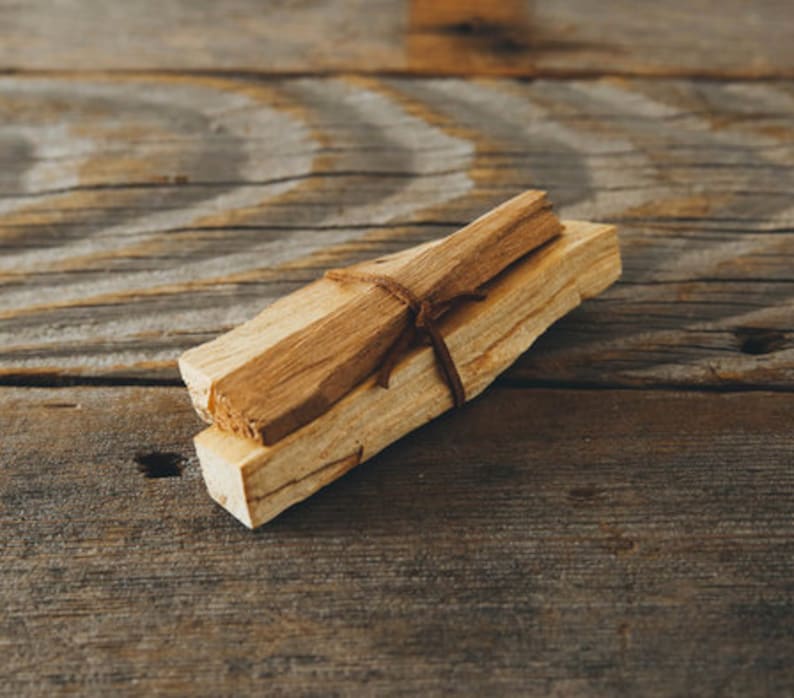 FREE SHIPPING Palo Santo Smudge Sticks Holy Wood Smudging - Etsy