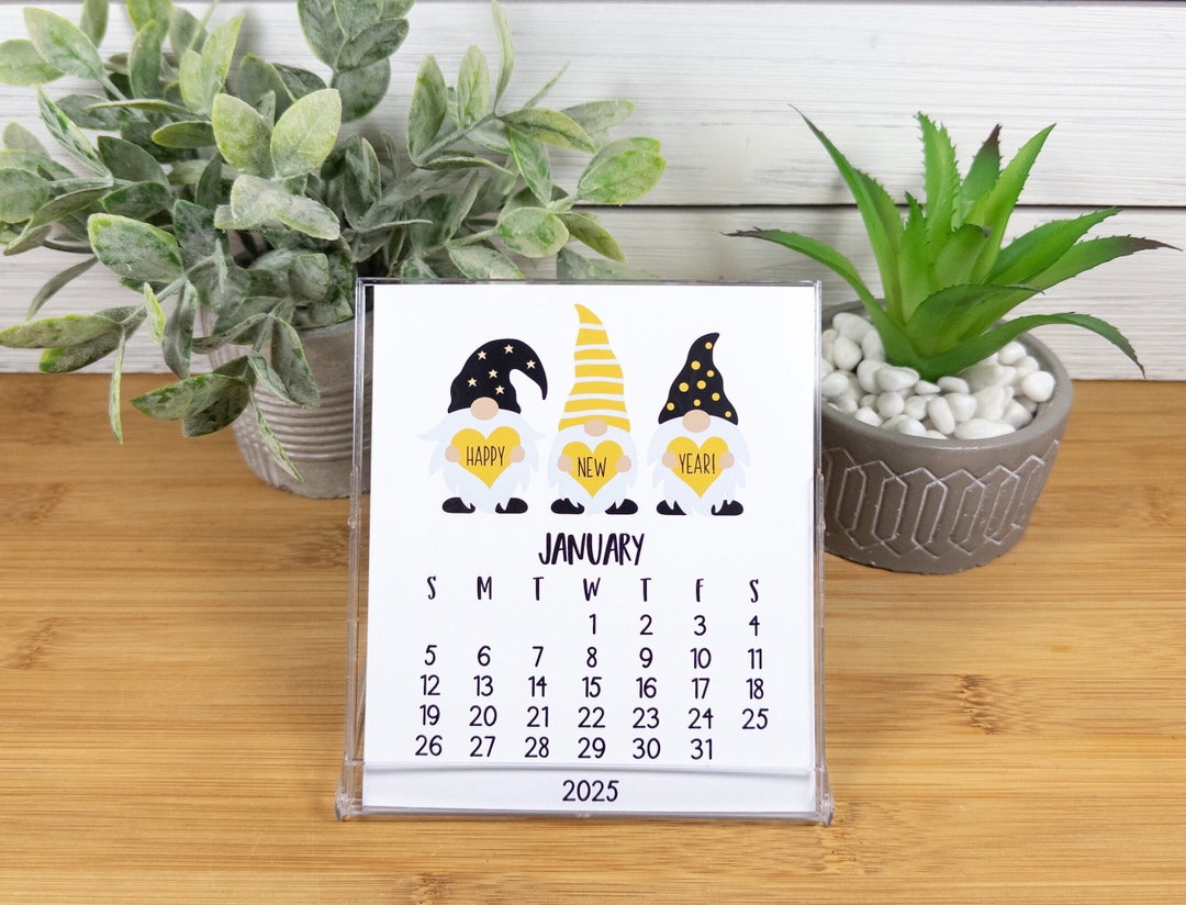 2026 Gnome Holiday Desk Calendar, 12 Month Calendar With CD Case/stand ...
