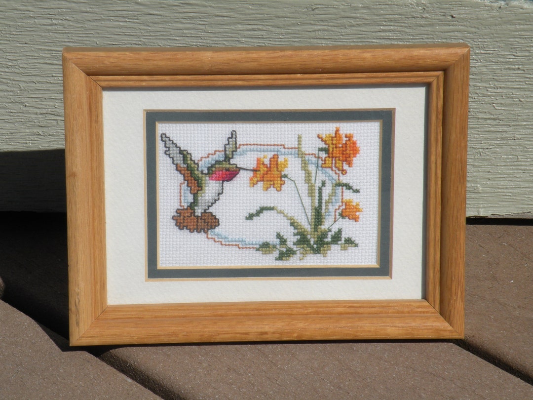 Vintage Hummingbird Needlepoint, Oak Framed Cross Stitch - Etsy