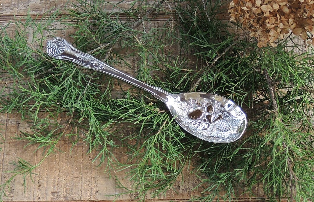 Vintage Ornate Serving Spoon Fruit Pattern Cottage Style Sauce Spoon ...