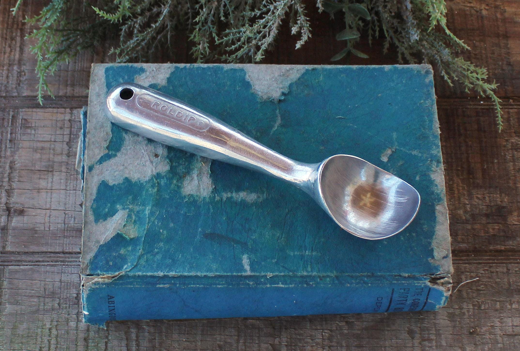 Nuroll ice cream scoop store