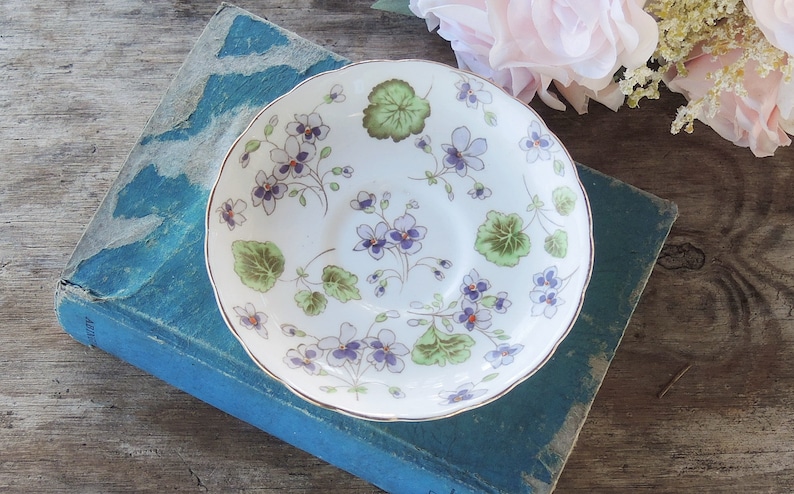 Royal Tuscan Violet Chintz Footed Teacup and Saucer Set, Numbered 8438 ...