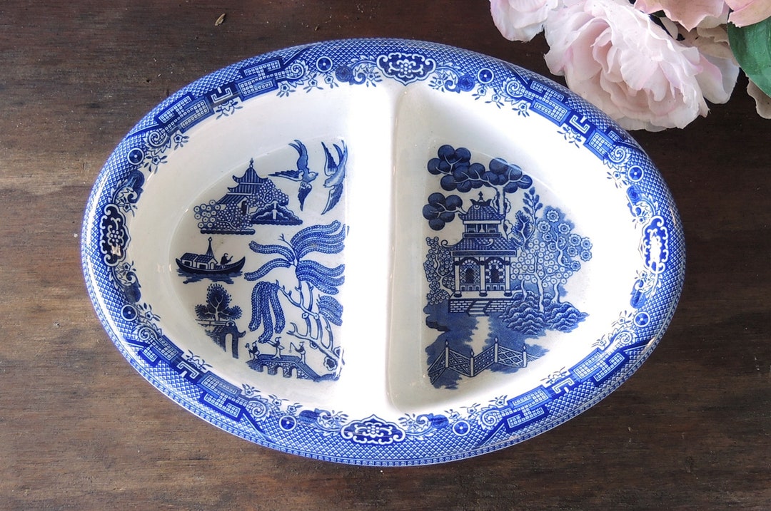 Churchill Blue Willow Oval Divided Bowl Appetizer Bowl Blue and White ...